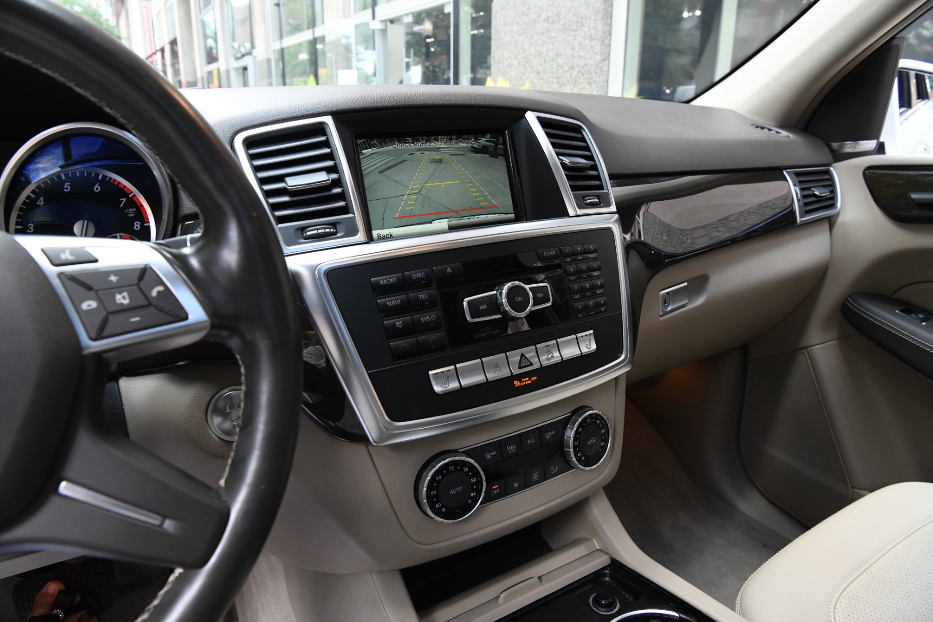 2022 Mercedes Ml350 Interior