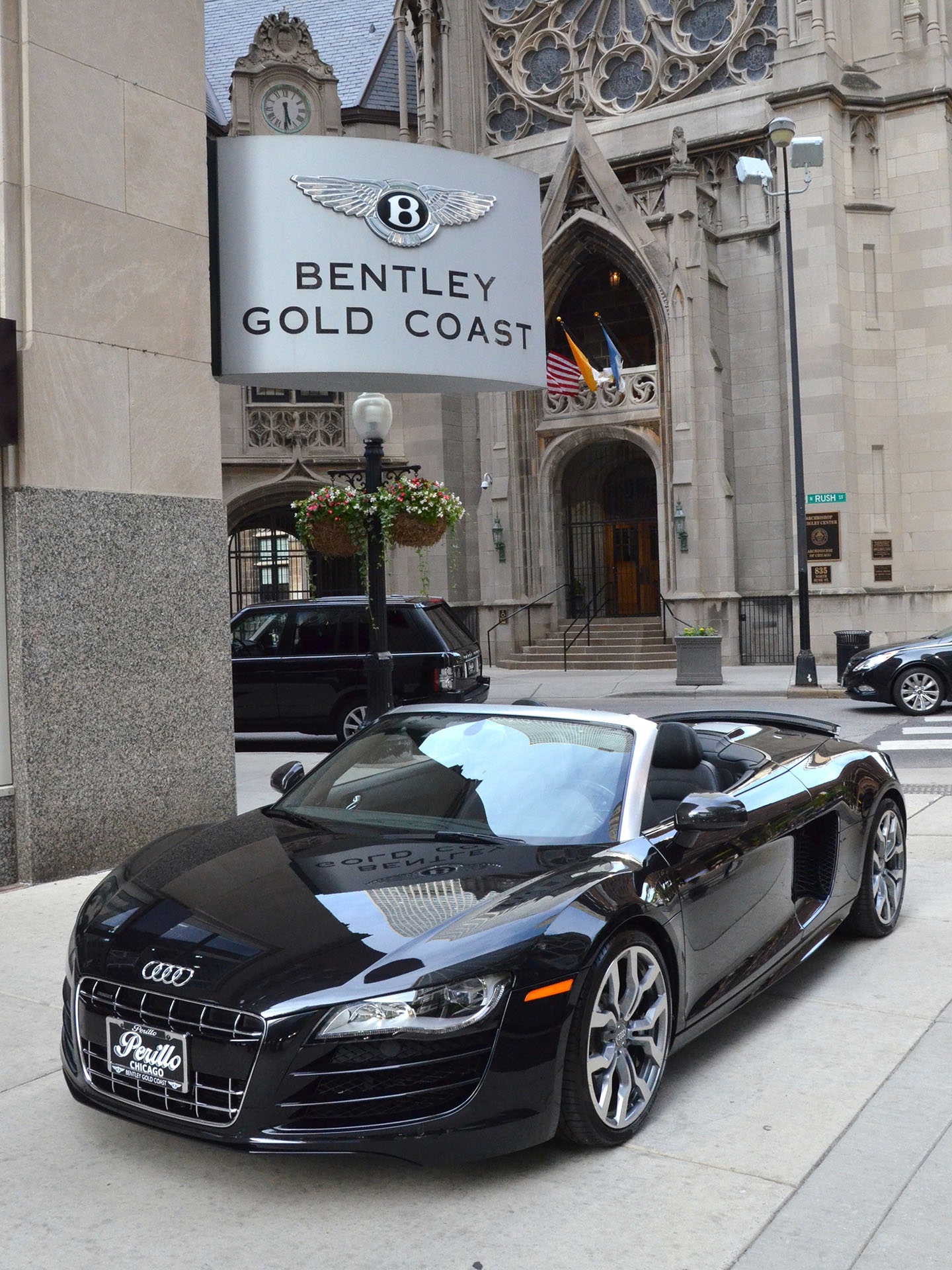 Used 2011 Audi R8 5.2 quattro Spyder For Sale (Sold) | Bentley Gold ...