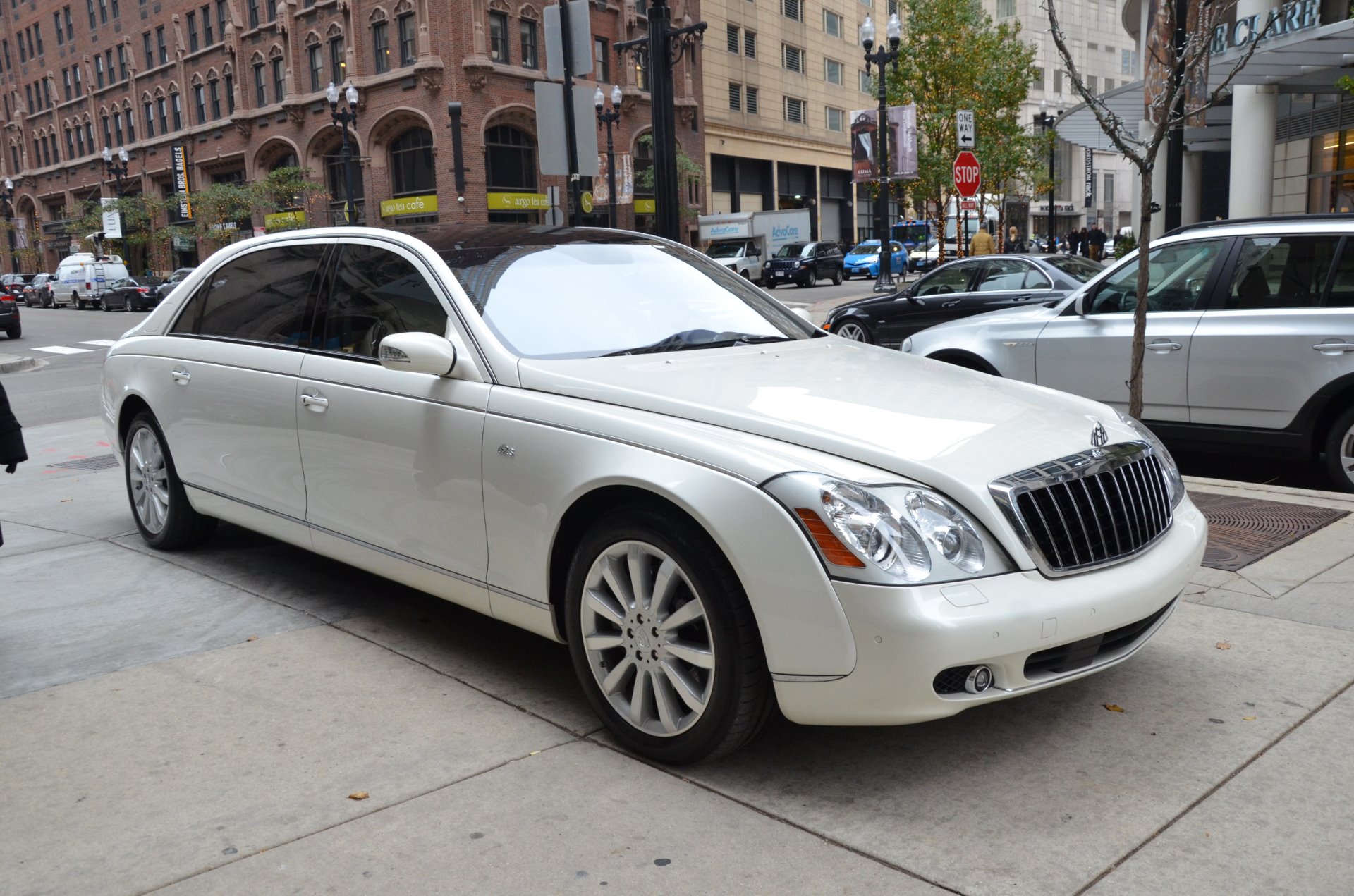 Maybach 62s White