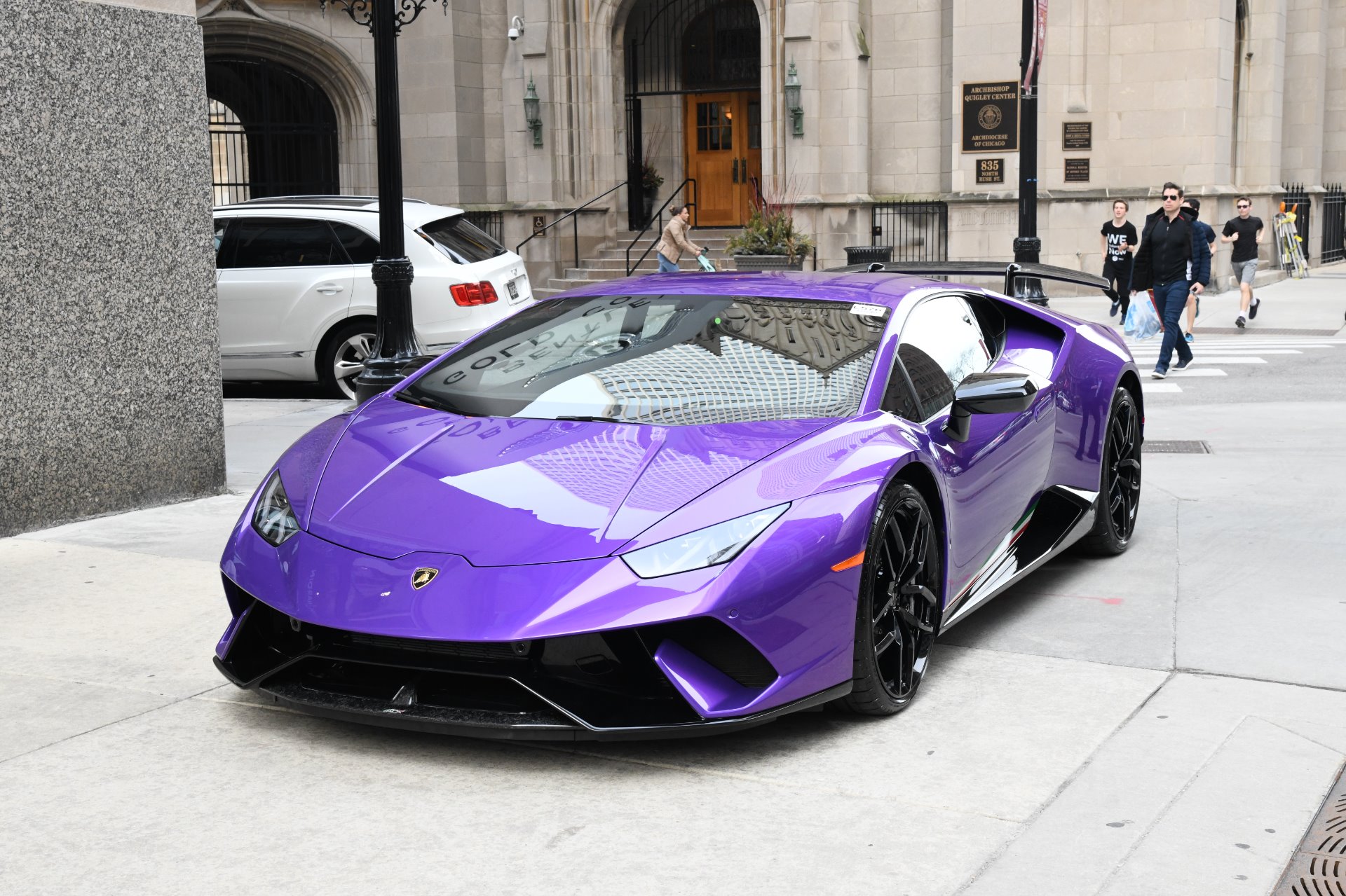 Lamborghini Huracan Purple