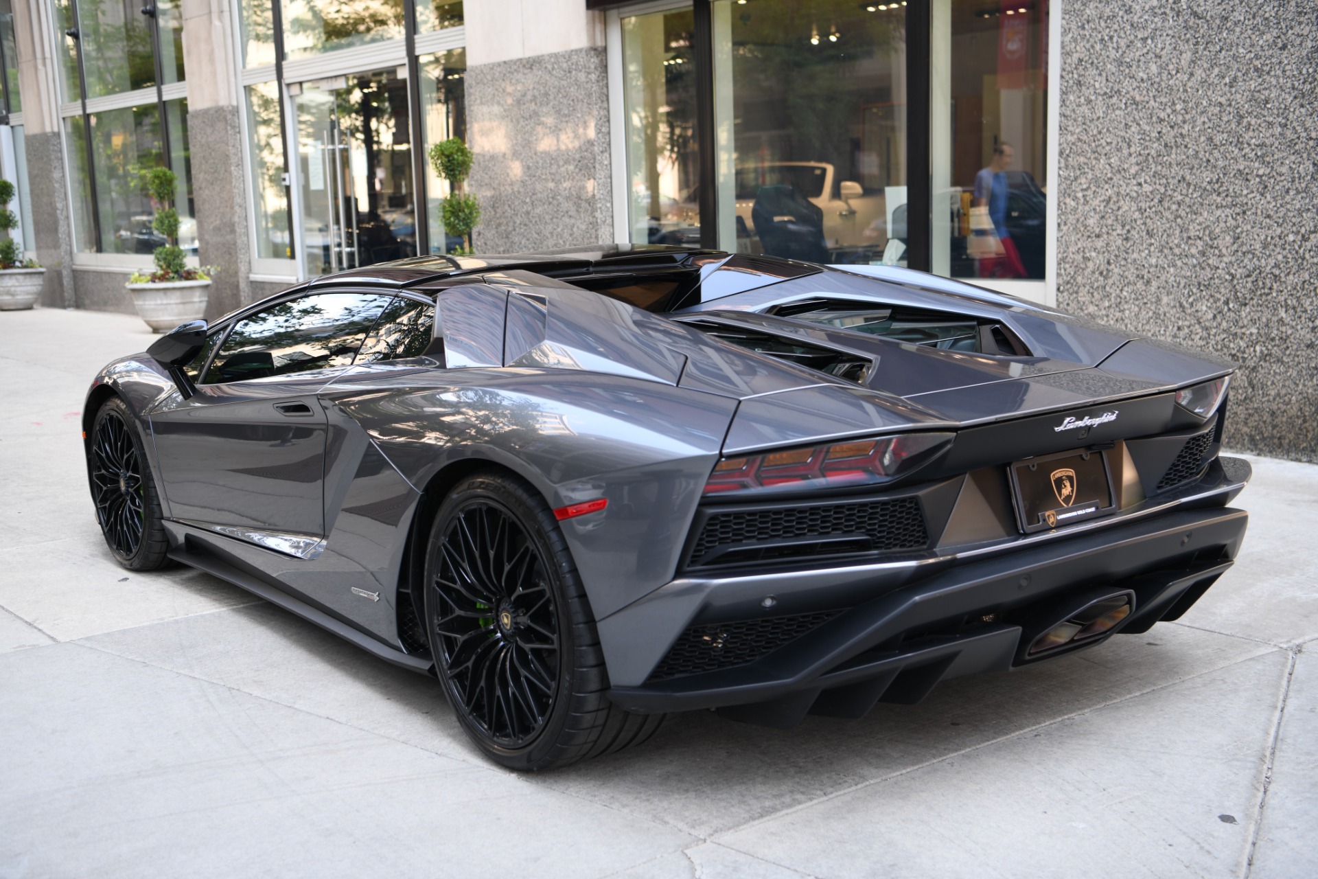 Lamborghini Aventador Roadster Grey