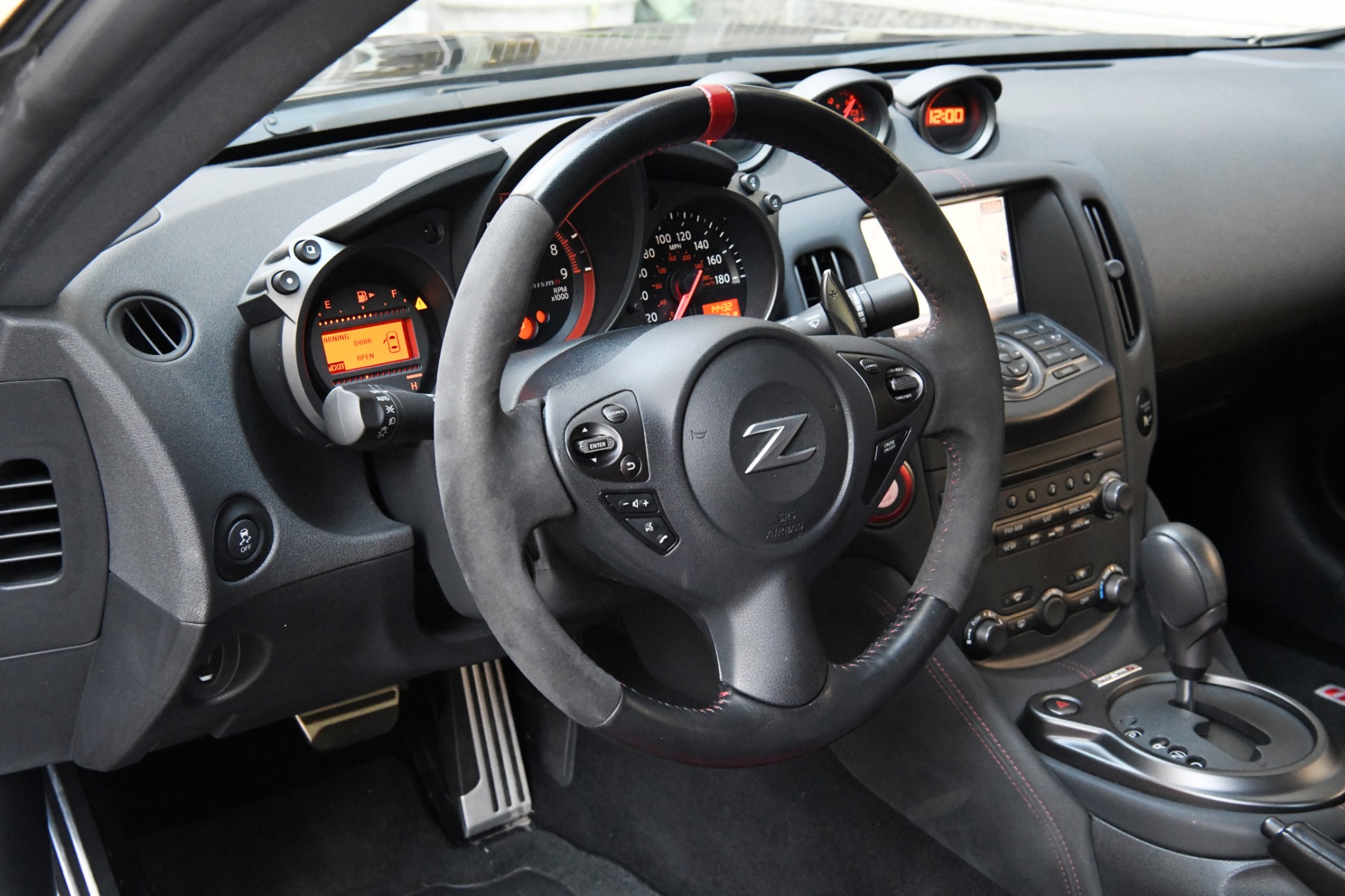 2022 370z Nismo Interior